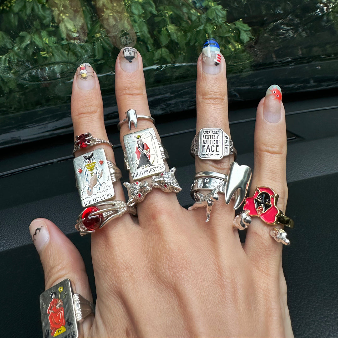 TINY BABY TOOTH RING – VERAMEAT