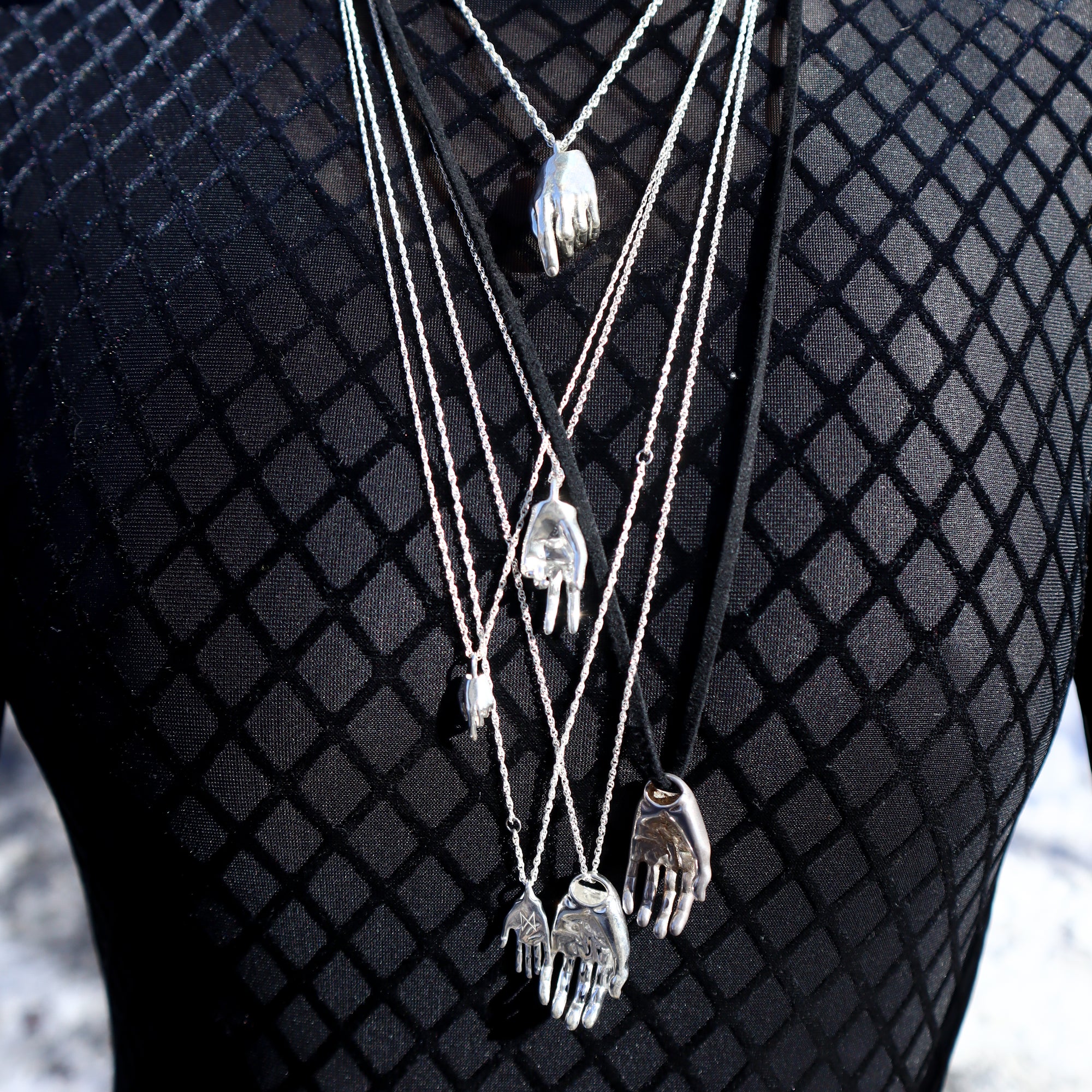 HAND PENDANT